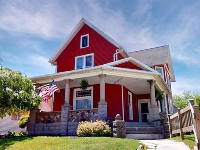 404 Woodbine St, Willard, OH 44890