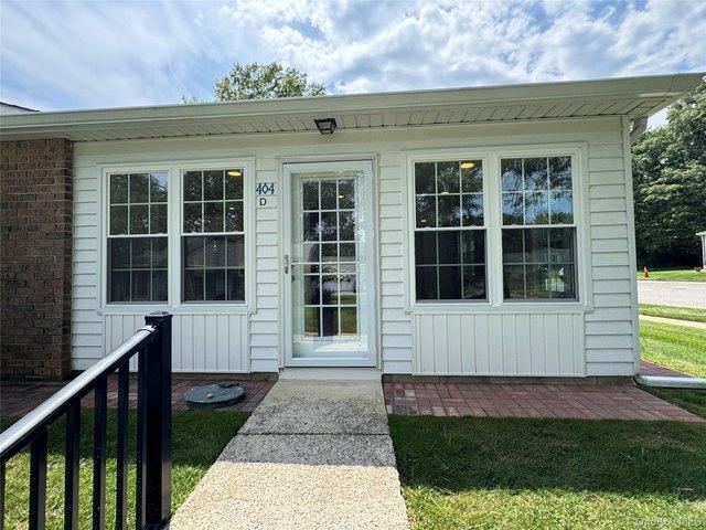 404 Woodbridge Dr Unit D, Ridge, NY 11961
