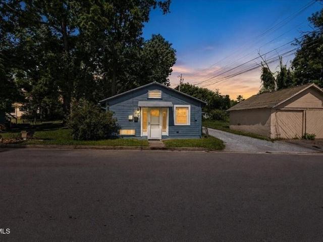 404 Winter St, Johnson City, TN 37604