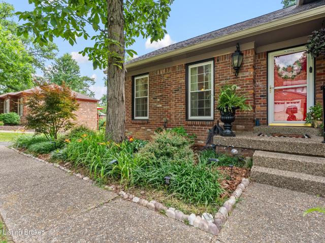 404 Timberlake Trail