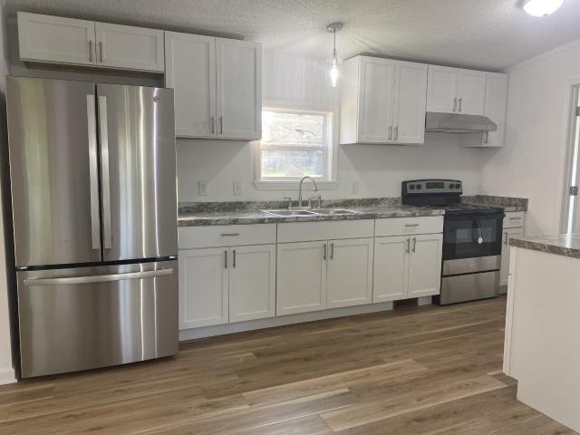 404B Dorris Rd # B