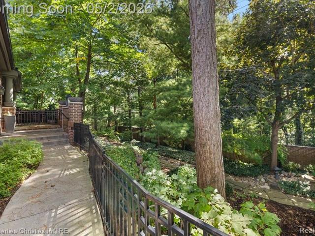 4054 Cranbrook Court