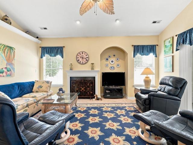 4054 Grousewood Dr