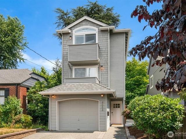 4054 54th Ave SW, Seattle, WA 98116