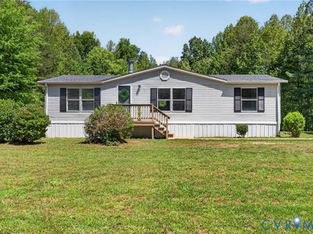 4055 Leigh Mountain Rd, Green Bay, VA 23942