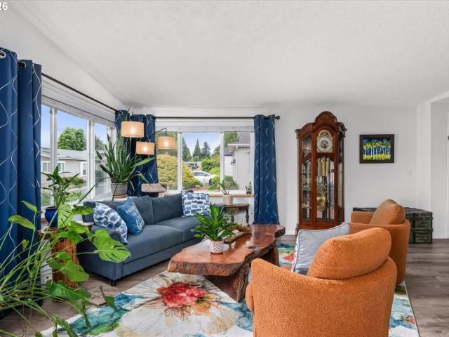 4055 royal ave # 22