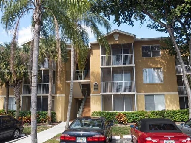 4055 W McNab Rd Apt H112, Pompano Beach, FL 33069