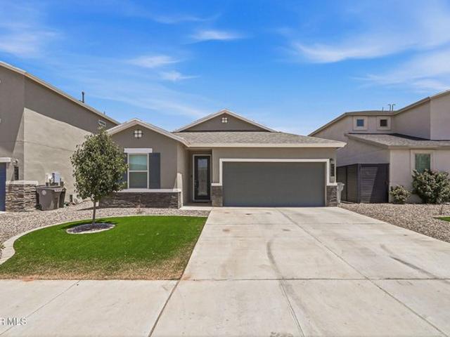 4056 Desert Nomad Dr, El Paso, TX 79938
