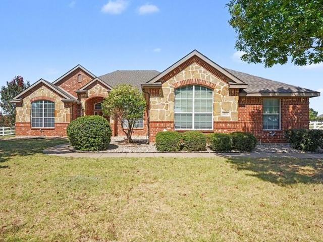 4056 Running Brook Dr, Joshua, TX 76058