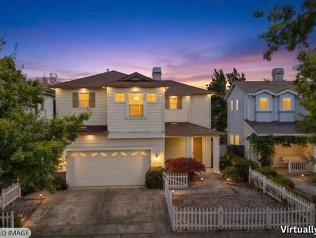 4056 Rickenbacker Dr, Santa Rosa, CA 95407