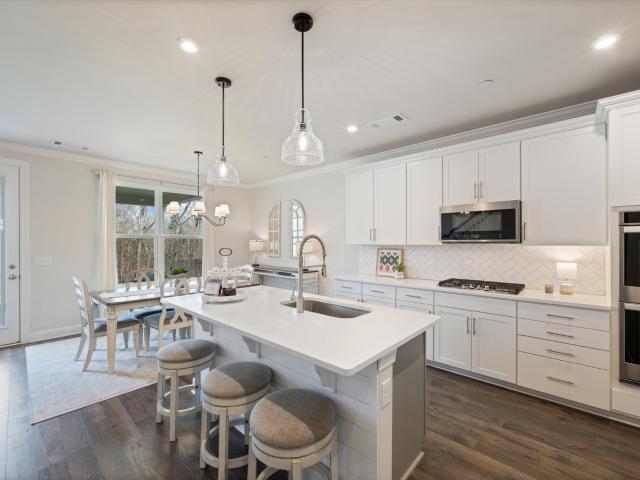 4056 Rosa Dr