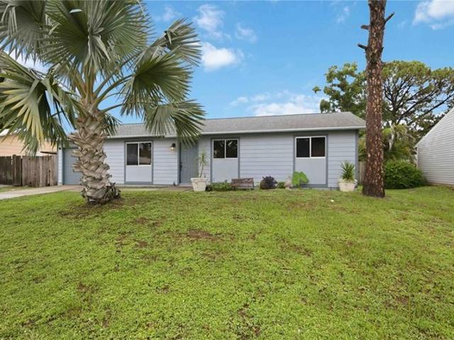 4057 Vana Dr, Sarasota, FL 34241