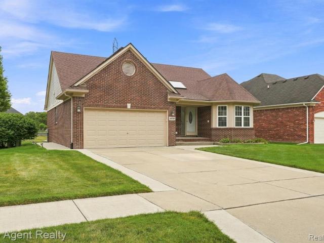 40580 Long Horn Drive