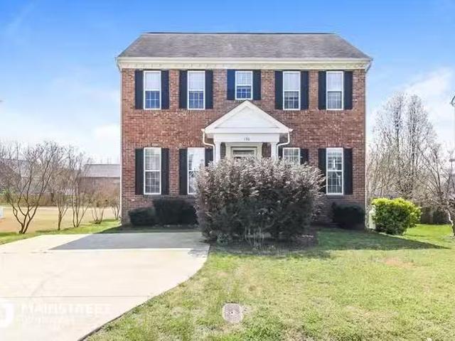 40586770 136 Haywood Ln