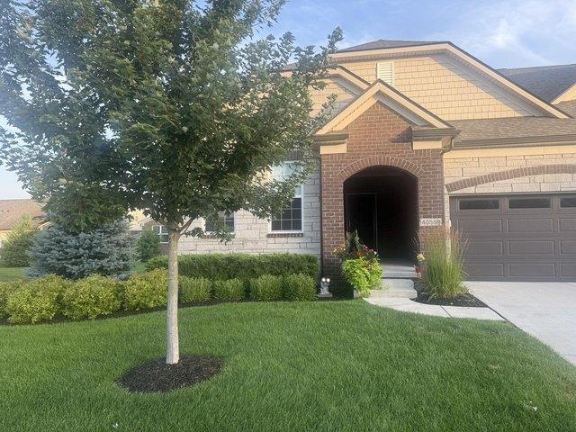 40589 Aster Ct, Clinton Township, MI 48036