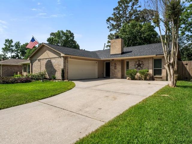 4058 Sherwood St E, Kingwood, TX 77339