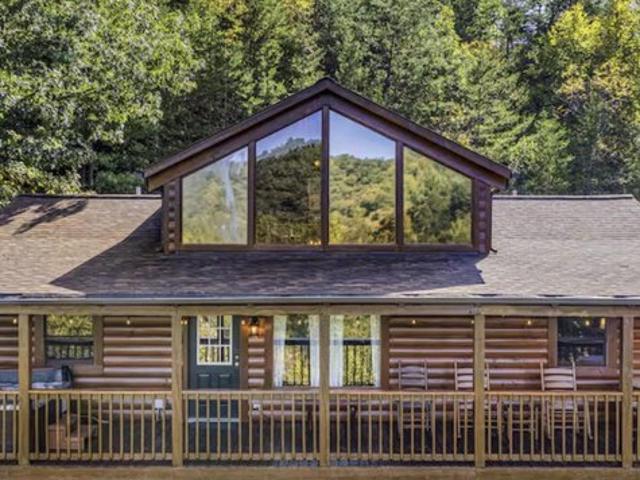 4059 Boogertown Rd, Sevierville, TN 37876