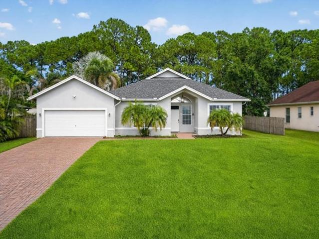 4059 SW Kamsler St, Port Saint Lucie, FL 34953