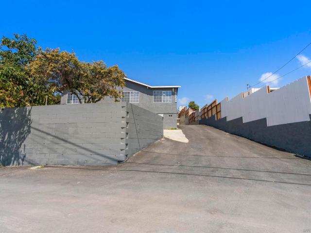 4050 Otay Valley Rd