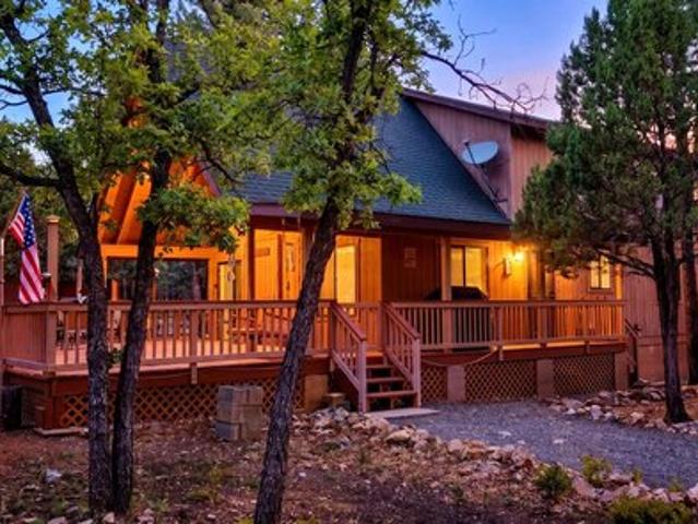 4050 Apache Dr, Happy Jack, AZ 86024