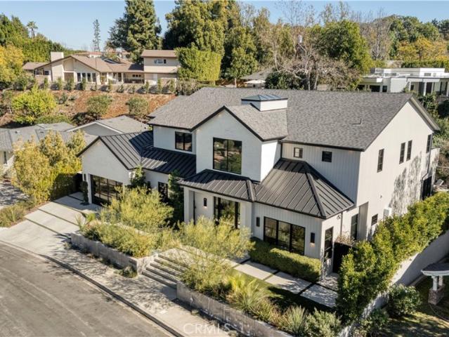 4050 Contera Road