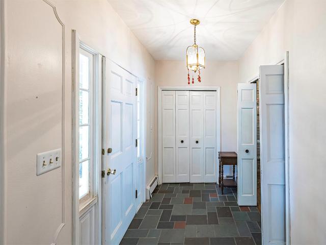 4050 DAUPHIN Parkway