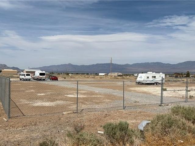 4050 Jasmine St, Pahrump, NV 89048
