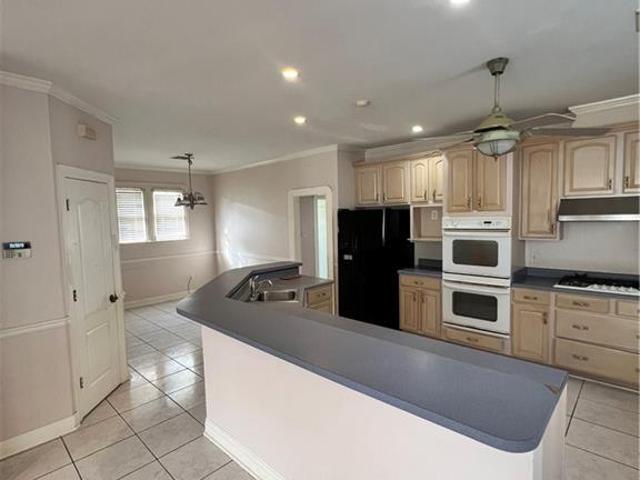 4050 Piedmont Drive