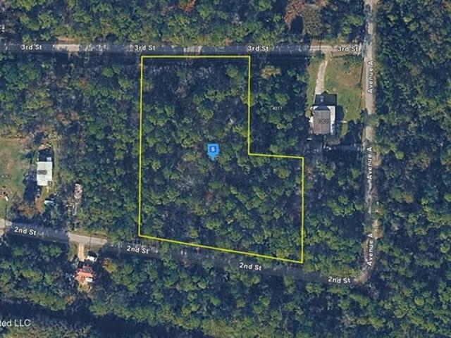 4050 2nd St, Bay Saint Louis, MS 39520