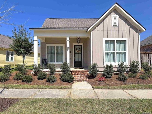 4051 Memorial Sq, Zachary, LA 70791
