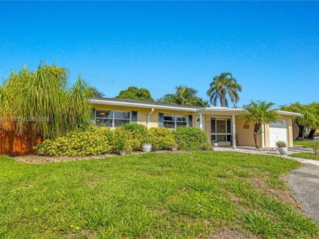 4051 NE 17th Ter, Pompano Beach, FL 33064