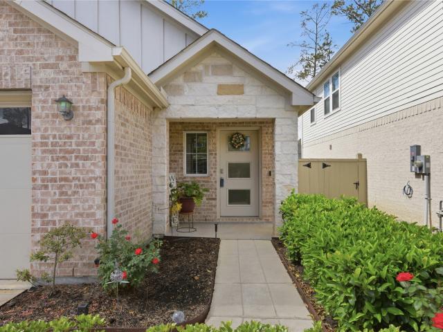40526 Berylline Lane