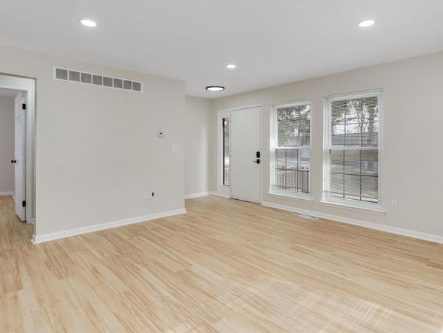40526 Newport Drive