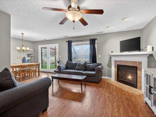 4052 Fiddlesticks Dr, Lafayette, IN 47909