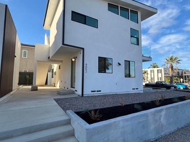 4052 Sequoia St