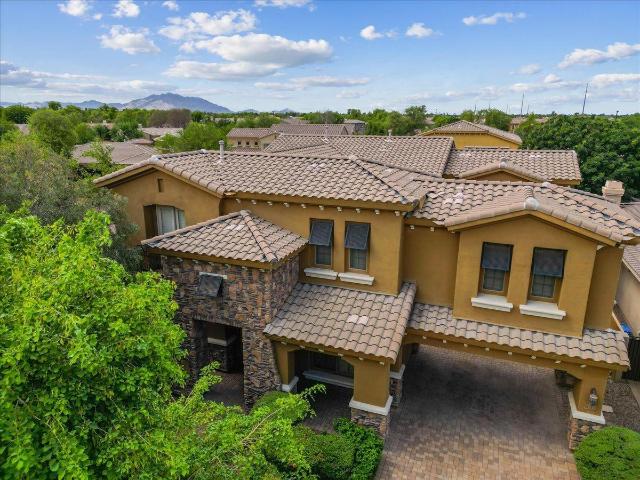 4053 E Thunderheart Court