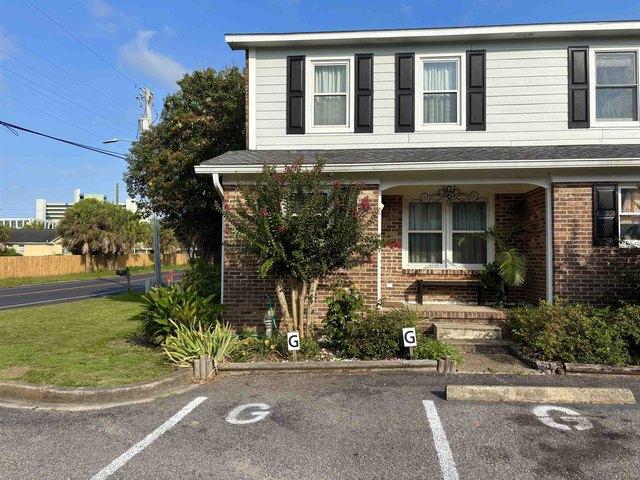 405 13th Ave S Apt G, Myrtle Beach, SC 29577
