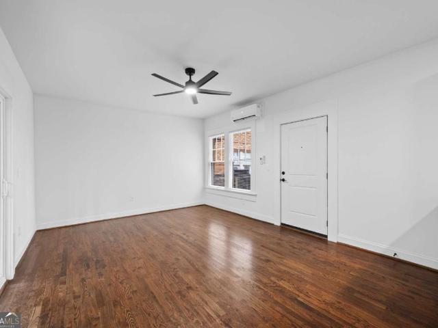 405 4th Street NE 8