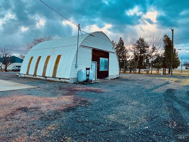 405 6th Ave