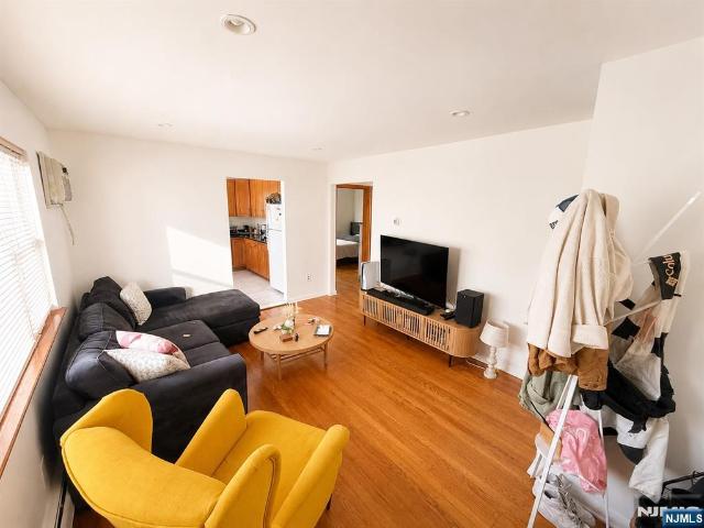 405 8th Street # 1L