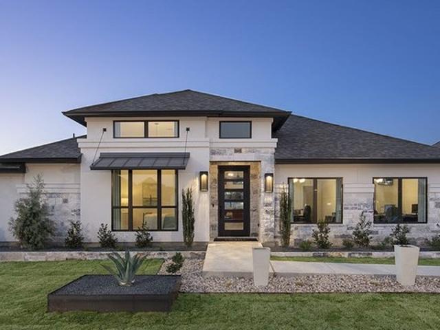 405 Coyote Creek Way, Kyle, TX 78640