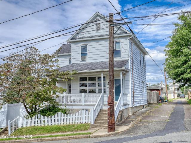 405 College Street
