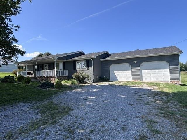 405 Conway Rd, Central City, KY 42330