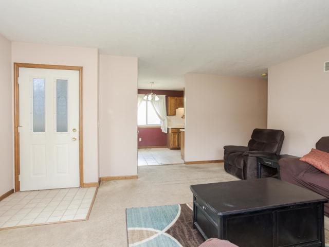 405 Carriage Hills Road