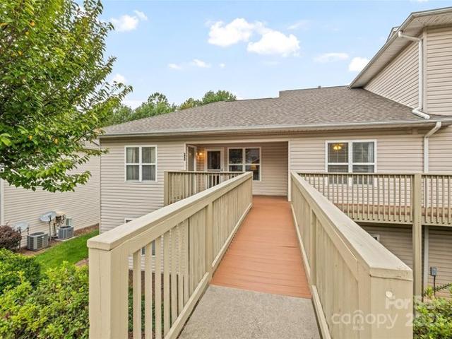 405 Carrington Pl, Arden, NC 28704