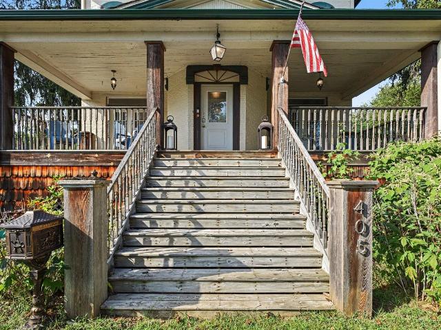 405 Cedar