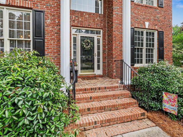 405 Chanticlair Drive