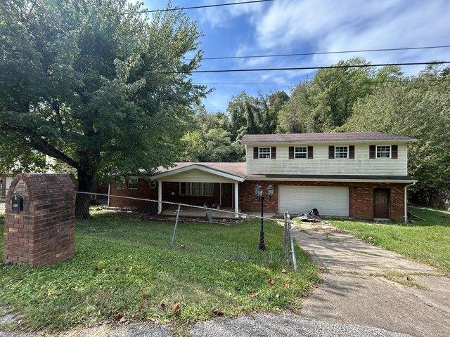 405 Crestview Dr, Charleston, WV 25302
