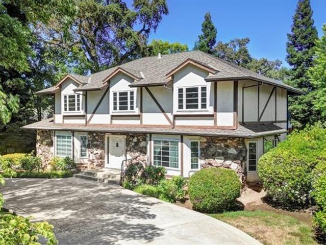 405 Crocker Rd, Sacramento, CA 95864