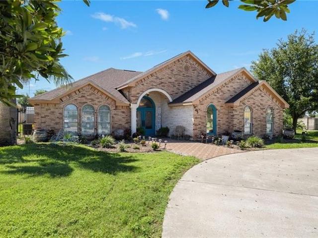 405 Anaqua Dr, Rio Grande City, TX 78582